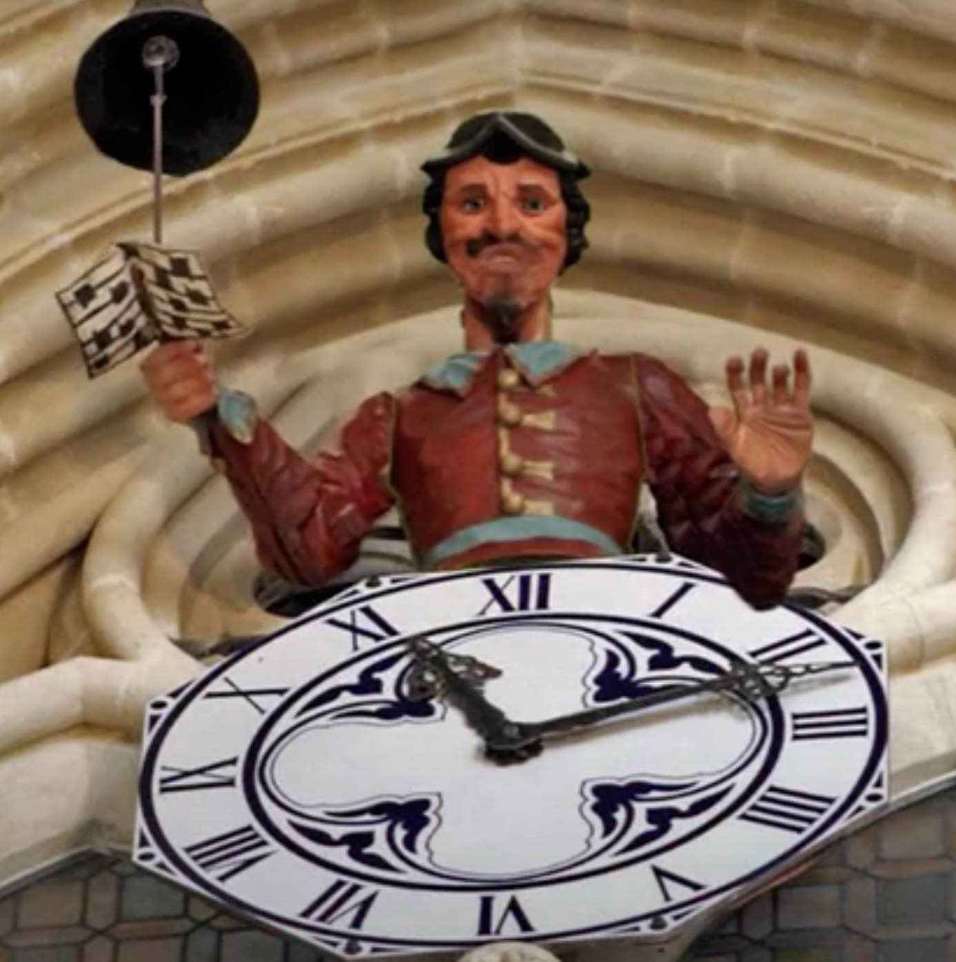 El lamento eterno del Papamoscas de la Catedral de Burgos es el amor ...