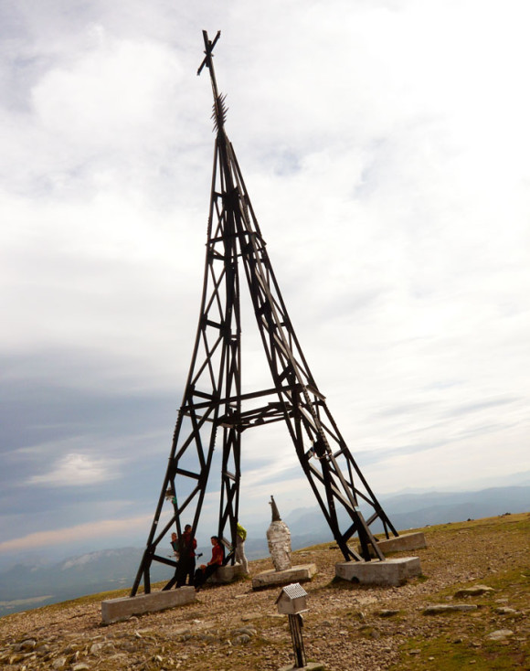 Hasta el viento sur mueve la cruz del Gorbea – Tus fotos del tiempo